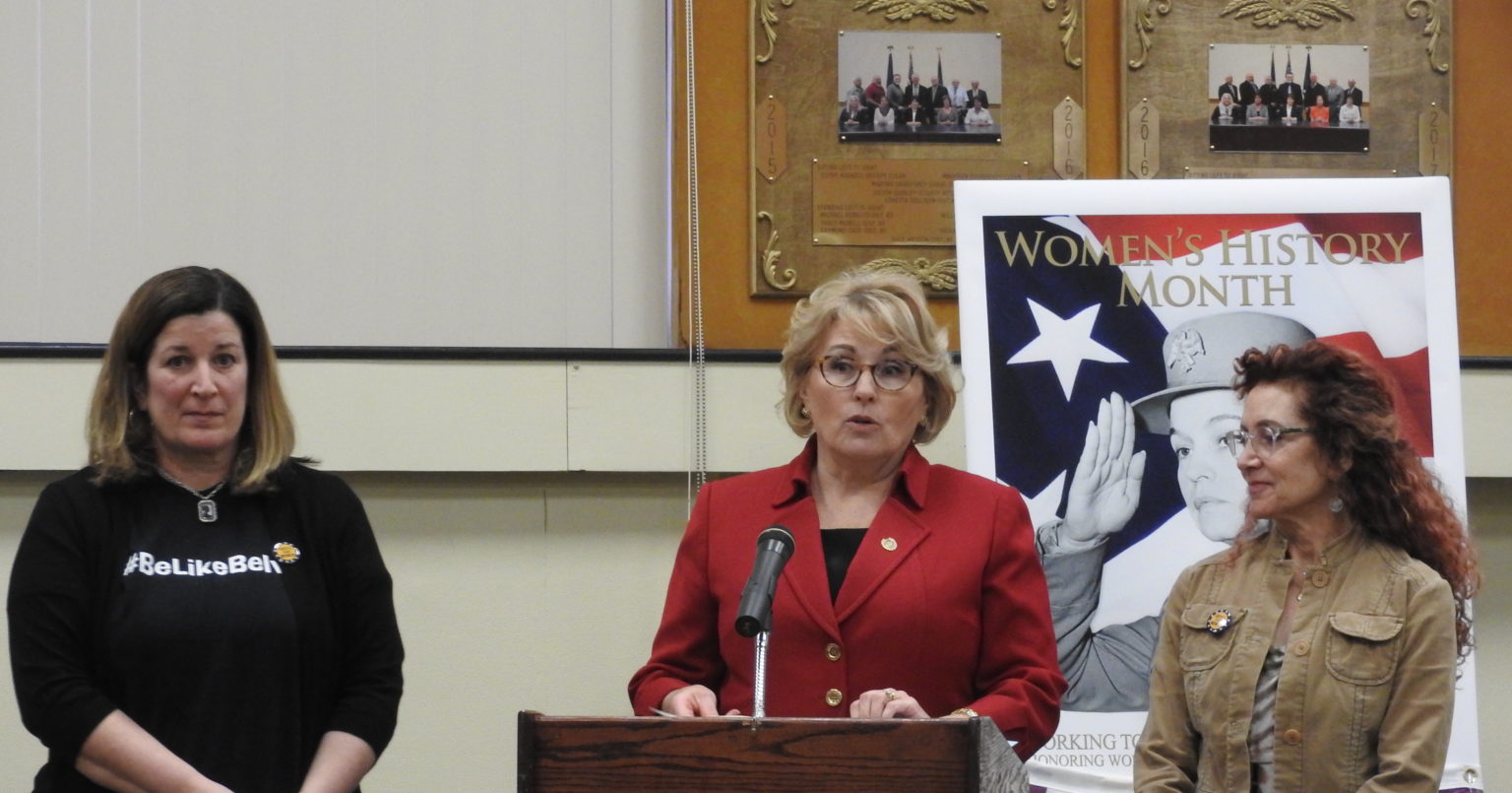 County presents annual report - Owego Pennysaver Press